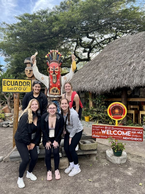 Ecuador - LatinoSchools