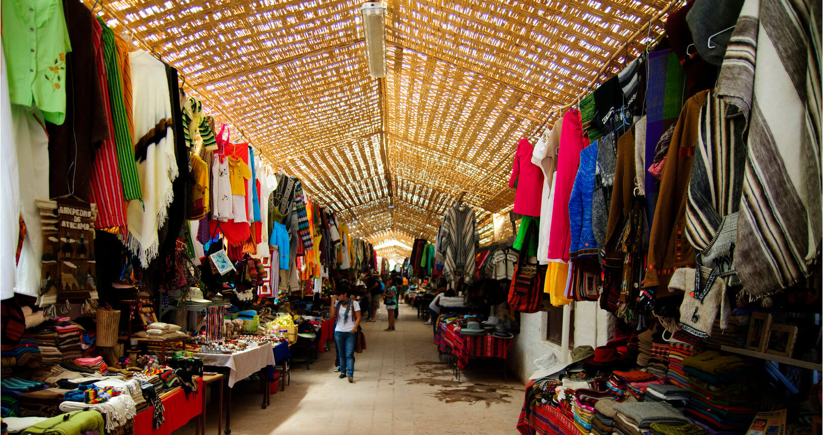 Survival guides in Spanish: Shopping - LatinoSchools